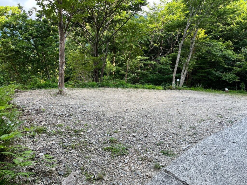 【圧巻の星空キャンプ】岳人の森オートキャンプ場を紹介！星空撮影に最適な徳島のキャンプ場│YOGON-Photograph